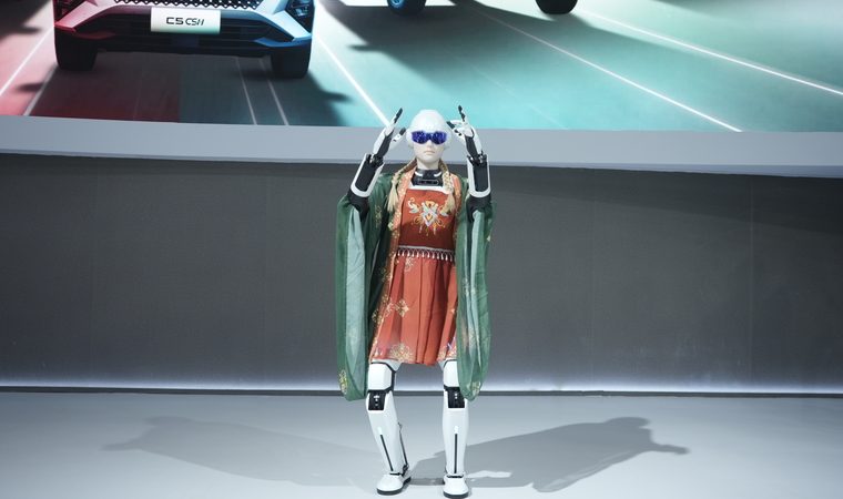 Chery Group Hadirkan AiMOGA Robotics di Indonesia, Targetkan Ekspansi ...